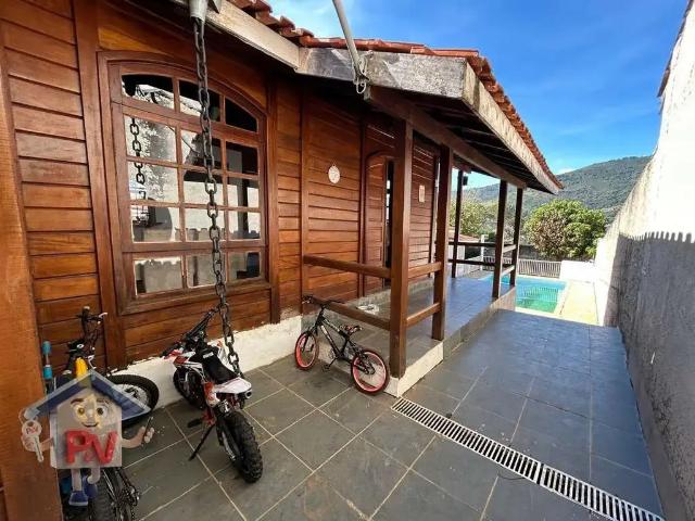 Casa / Sobrado para Locação em Atibaia/SP Vila Petrópolis 3 Quartos