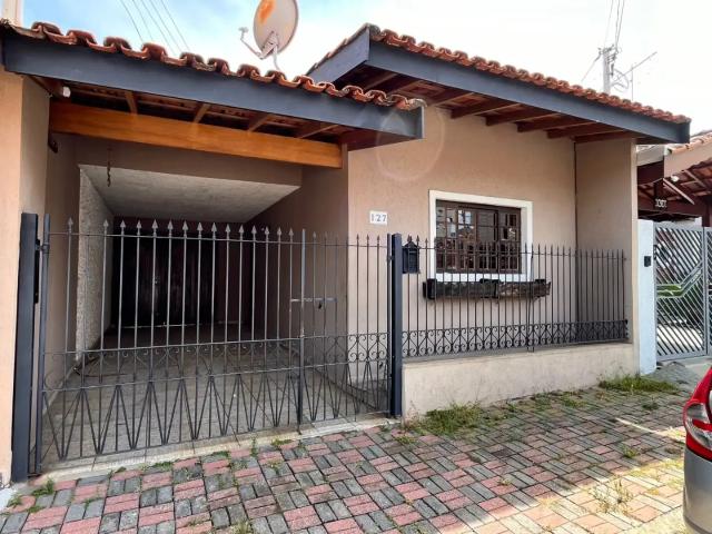 Casa / Sobrado para Locação em Atibaia/SP Vila Thais 3 Quartos