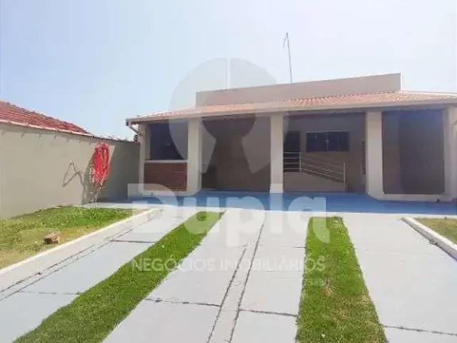 Casa / Sobrado para Locação em Botucatu/SP Vila Guimarães 2 Quartos