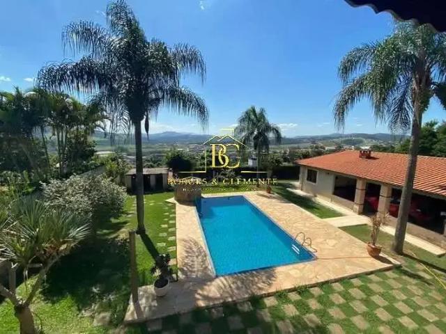 Casa / Sobrado para Locação em Bom Jesus dos Perdões/SP Country Residencial Félix 4 Quartos