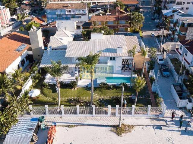 Casa / Sobrado para Locação em Bombinhas/SC Centro 6 Quartos