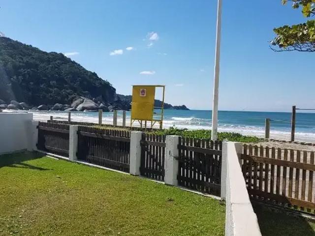 Casa / Sobrado para Locação em Bombinhas/SC Bombas 5 Quartos