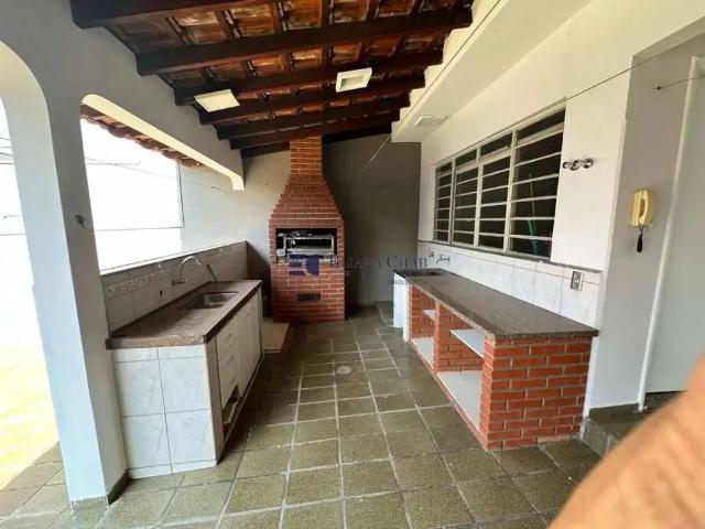 Casa / Sobrado para Locação em Bauru/SP Vila Falcão 2 Quartos
