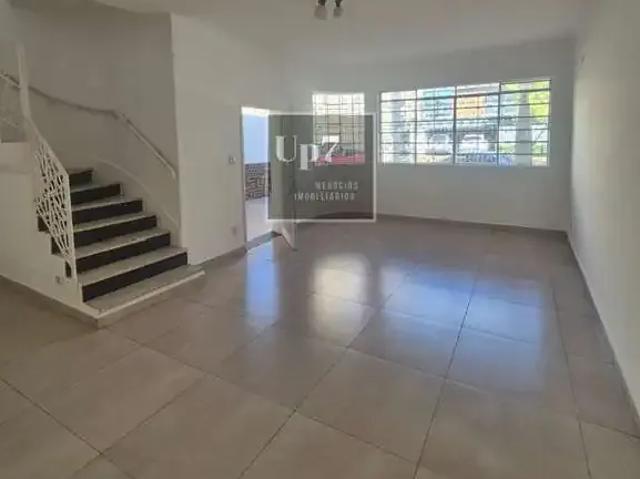 Casa / Sobrado para Locação em Bauru/SP Centro 3 Quartos