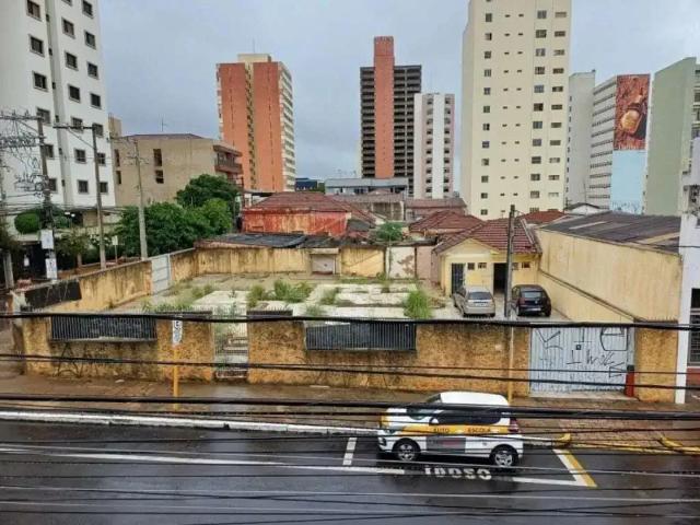 Casa / Sobrado para Locação em Bauru/SP Centro