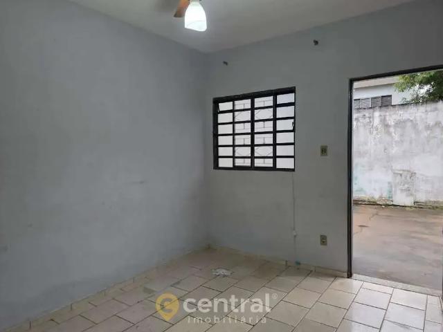 Casa / Sobrado para Locação em Bauru/SP Jardim América 2 Quartos