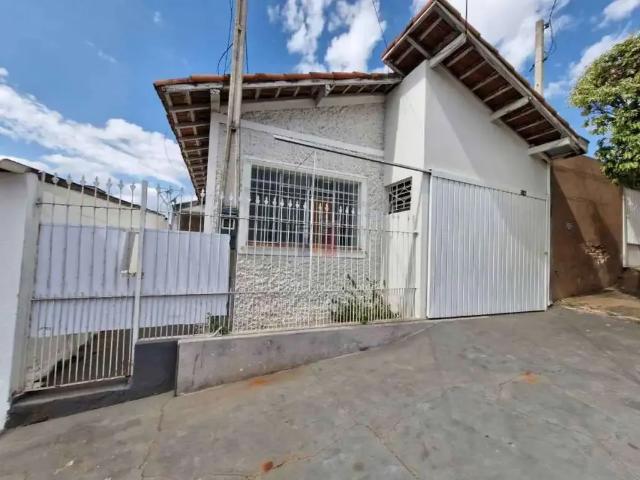 Casa / Sobrado para Locação em Bauru/SP Jardim Bela Vista 1 Quartos
