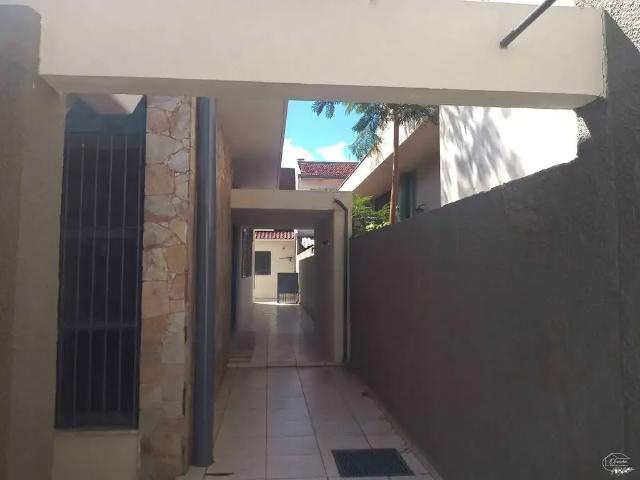 Casa / Sobrado para Locação em Bauru/SP Jardim Estoril II 4 Quartos
