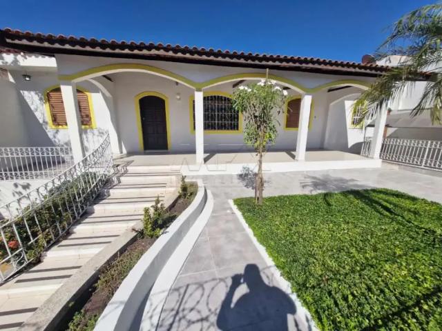 Casa / Sobrado para Locação em Bauru/SP Jardim Santana 5 Quartos