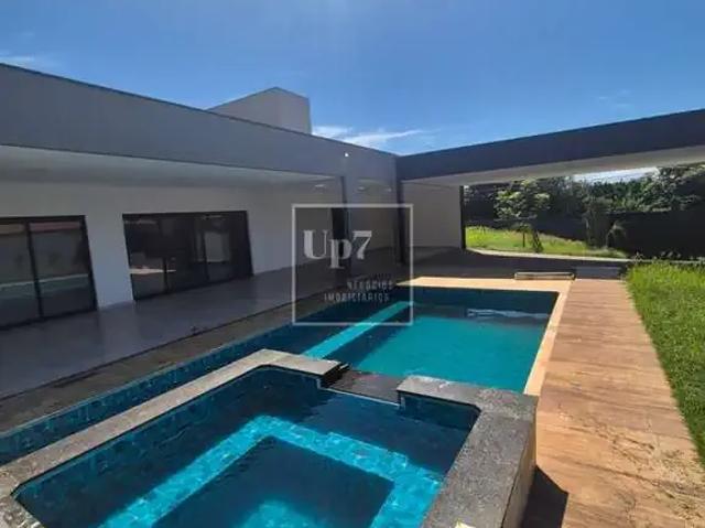 Casa / Sobrado para Locação em Bauru/SP Jardim Shangri Lá 3 Quartos