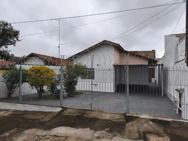 Casa / Sobrado para Locação em Bauru/SP Núcleo Eldorado 3 Quartos
