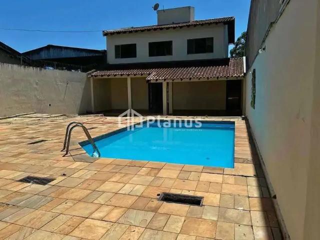 Casa / Sobrado para Locação em Bauru/SP Parque Jardim Europa 4 Quartos