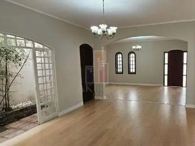 Casa / Sobrado para Locação em Bauru/SP Parque Jardim Europa 3 Quartos