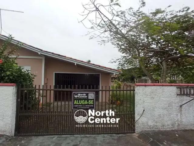 Casa / Sobrado para Locação em Balneário Barra do Sul/SC Centro 3 Quartos