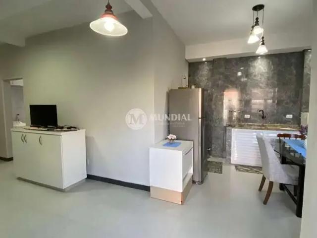 Casa / Sobrado para Locação em Balneário Camboriú/SC Centro 2 Quartos