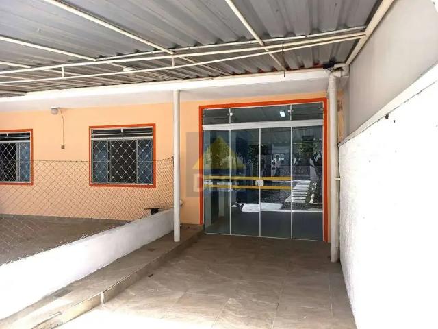 Casa / Sobrado para Locação em Balneário Camboriú/SC Centro 3 Quartos