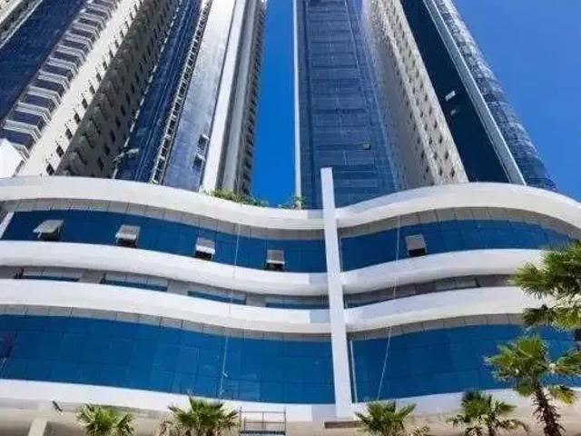 Casa / Sobrado para Locação em Balneário Camboriú/SC Centro 4 Quartos