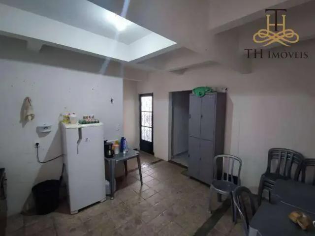 Casa / Sobrado para Locação em Balneário Camboriú/SC Centro 9 Quartos