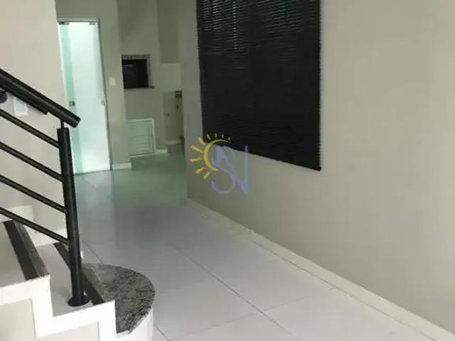 Casa / Sobrado para Locação em Balneário Camboriú/SC Praia dos Amores 3 Quartos