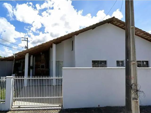 Casa / Sobrado para Locação em Balneário Piçarras/SC Centro 2 Quartos