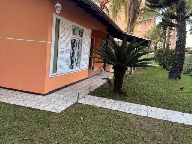 Casa / Sobrado para Locação em Balneário Piçarras/SC Itacolomi