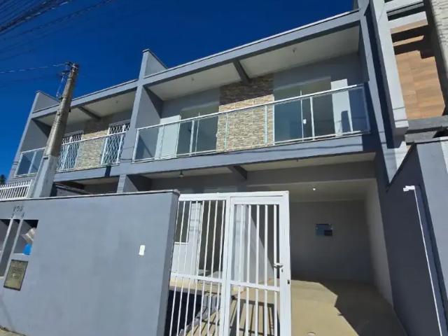 Casa / Sobrado para Locação em Balneário Piçarras/SC Itacolomi 2 Quartos