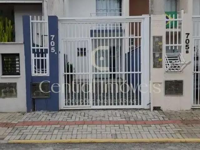 Casa / Sobrado para Locação em Balneário Piçarras/SC Itacolomi 2 Quartos