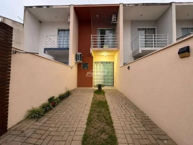 Casa / Sobrado para Locação em Balneário Piçarras/SC Itacolomi 2 Quartos
