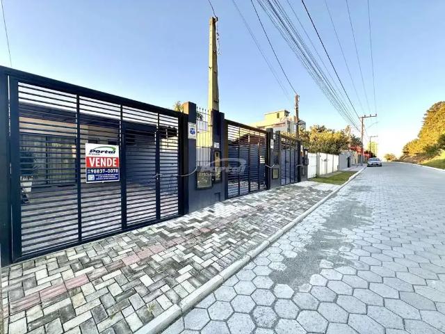 Casa / Sobrado para Locação em Balneário Piçarras/SC Itacolomi 2 Quartos