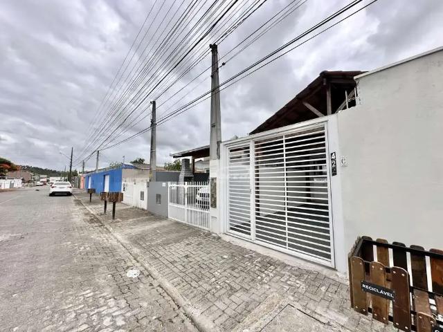 Casa / Sobrado para Locação em Balneário Piçarras/SC Nossa Senhora da Paz 3 Quartos
