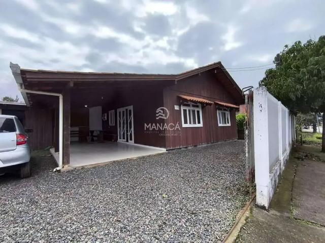 Casa / Sobrado para Locação em Barra Velha/SC Itajubá 3 Quartos