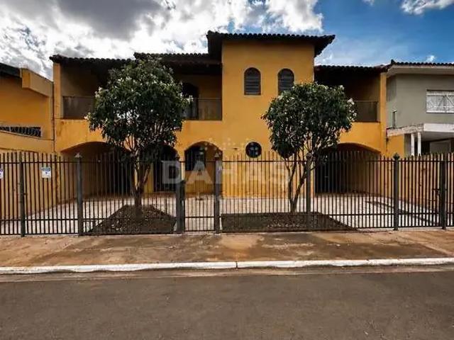 Casa / Sobrado para Locação em Barretos/SP Centro 5 Quartos