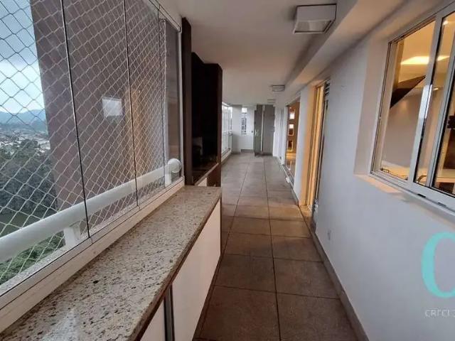 Casa / Sobrado para Locação em Barueri/SP Melville Empresarial I e II 3 Quartos
