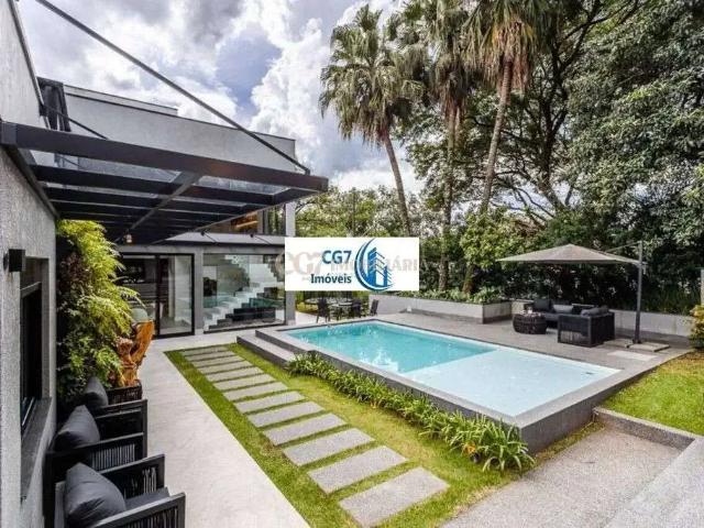 Casa / Sobrado para Locação em Barueri/SP Alphaville