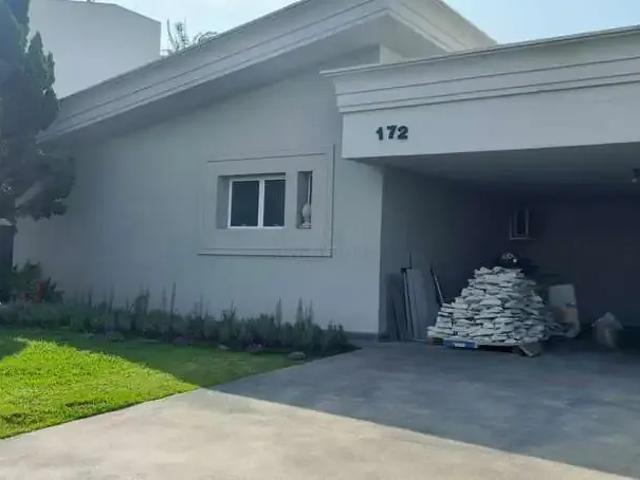 Casa / Sobrado para Locação em Barueri/SP Alphaville Residencial Dois 4 Quartos