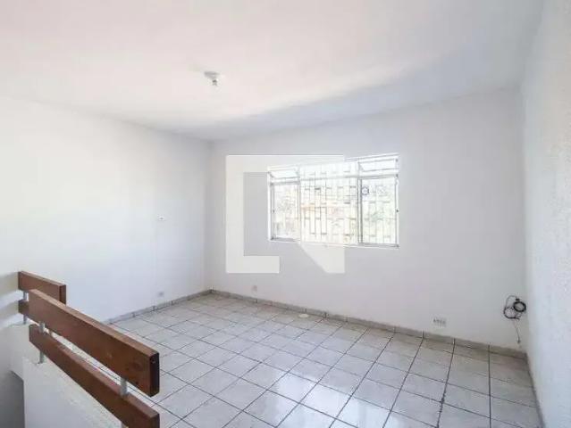 Casa / Sobrado para Locação em Barueri/SP Centro 2 Quartos