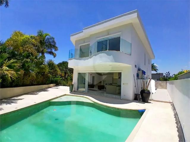 Casa / Sobrado para Locação em Barueri/SP Centro 3 Quartos