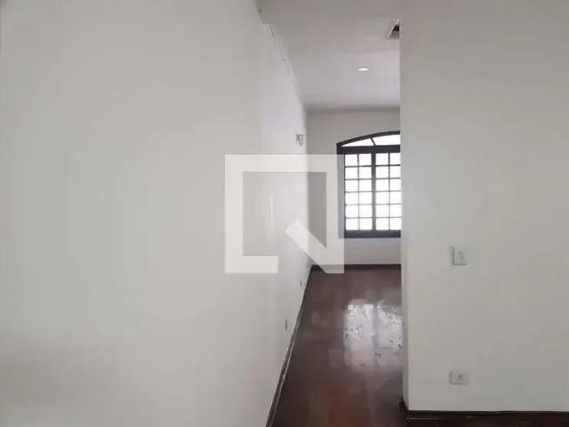 Casa / Sobrado para Locação em Barueri/SP Jardim Iracema 3 Quartos