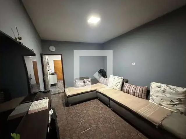 Casa / Sobrado para Locação em Barueri/SP Parque dos Camargos 2 Quartos