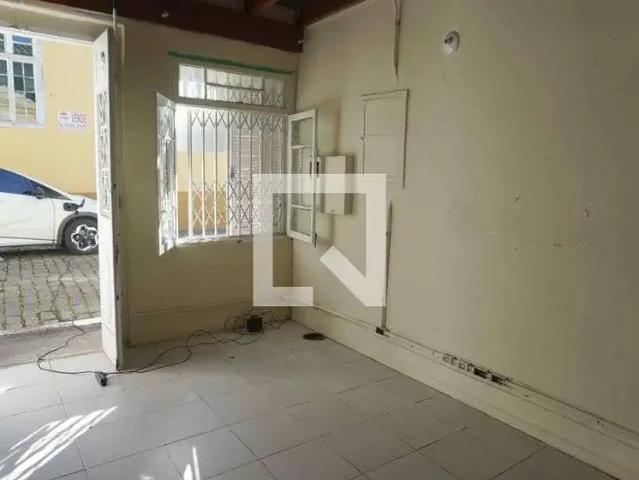 Casa / Sobrado para Locação em Barueri/SP Vila Pindorama 2 Quartos