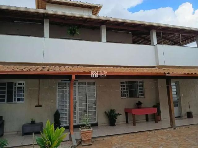 Casa / Sobrado para Locação em Betim/MG Guanabara 3 Quartos