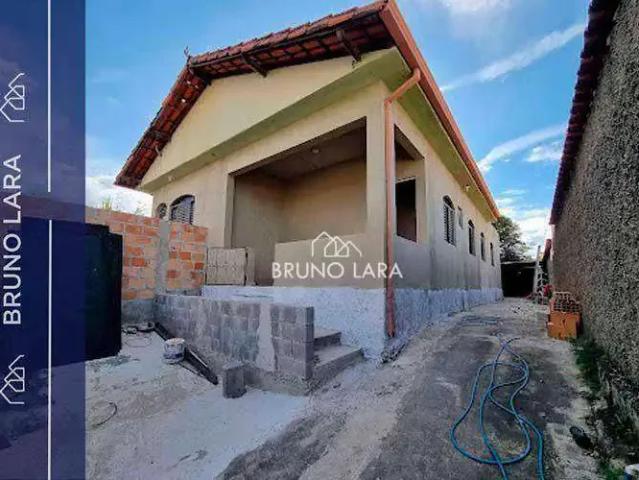 Casa / Sobrado para Locação em Betim/MG Niterói 2 Quartos