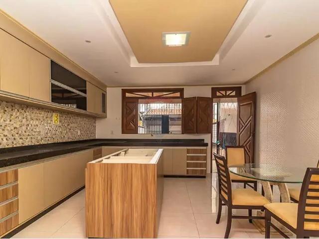 Casa / Sobrado para Locação em Belém/PA Telégrafo Sem Fio 3 Quartos