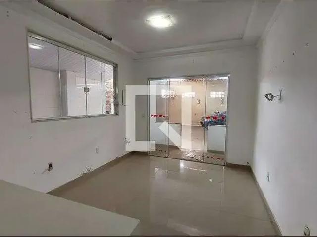 Casa / Sobrado para Locação em Belford Roxo/RJ Nova Piam 2 Quartos