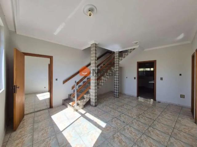 Casa / Sobrado para Locação em Belo Horizonte/MG União 4 Quartos