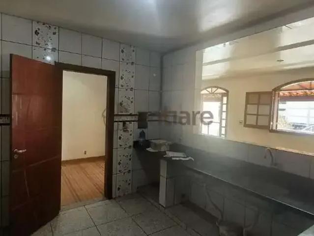Casa / Sobrado para Locação em Belo Horizonte/MG Vila Cloris 4 Quartos