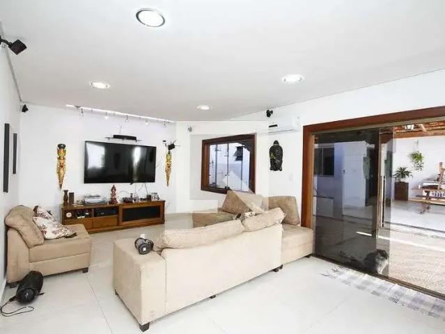Casa / Sobrado para Locação em Belo Horizonte/MG Vista Alegre 3 Quartos