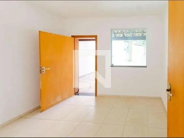 Casa / Sobrado para Locação em Belo Horizonte/MG Alto Caiçaras 3 Quartos
