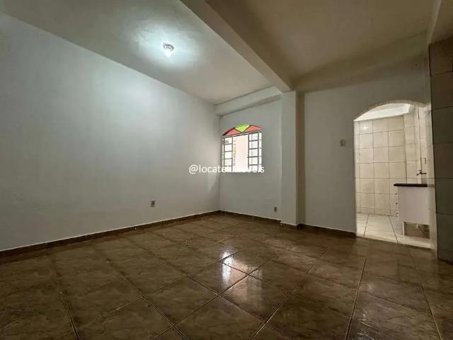 Casa / Sobrado para Locação em Belo Horizonte/MG Araguaia 1 Quartos