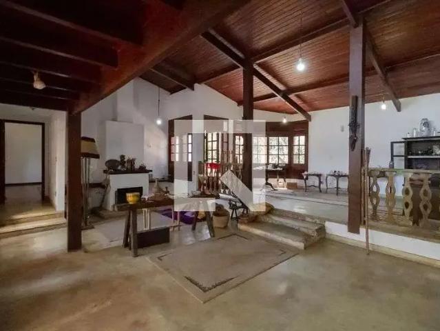 Casa / Sobrado para Locação em Belo Horizonte/MG Bandeirantes 3 Quartos
